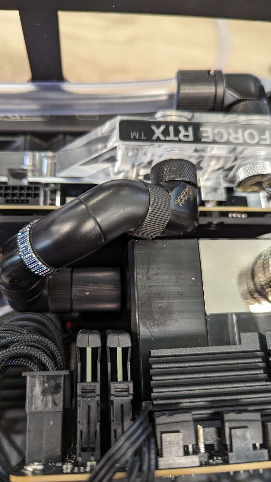 Mini Gaming PC | Quantum Force | RTX 4070Ti & i7-13700T