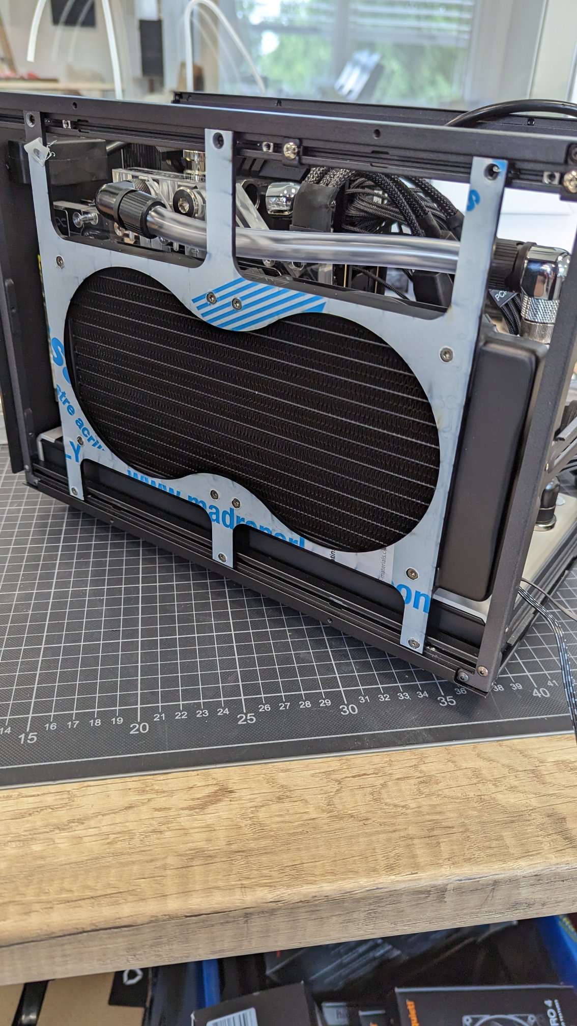 Mini Gaming PC | Quantum Force | RTX 4070Ti & i7-13700T