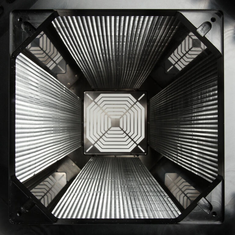 aqua computer airplex Gigant 3360 - Aluminium