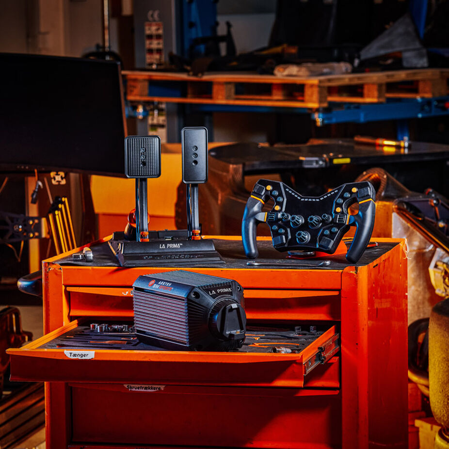 Asetek SimSports La Prima Wheelbase (12 Nm) + La Prima Formula Wheel