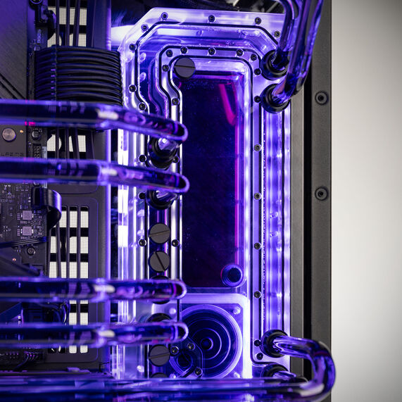 Gaming PC Shadow Oasis Elite, AMD Ryzen 7 9800X3D, NVIDIA GeForce RTX ...