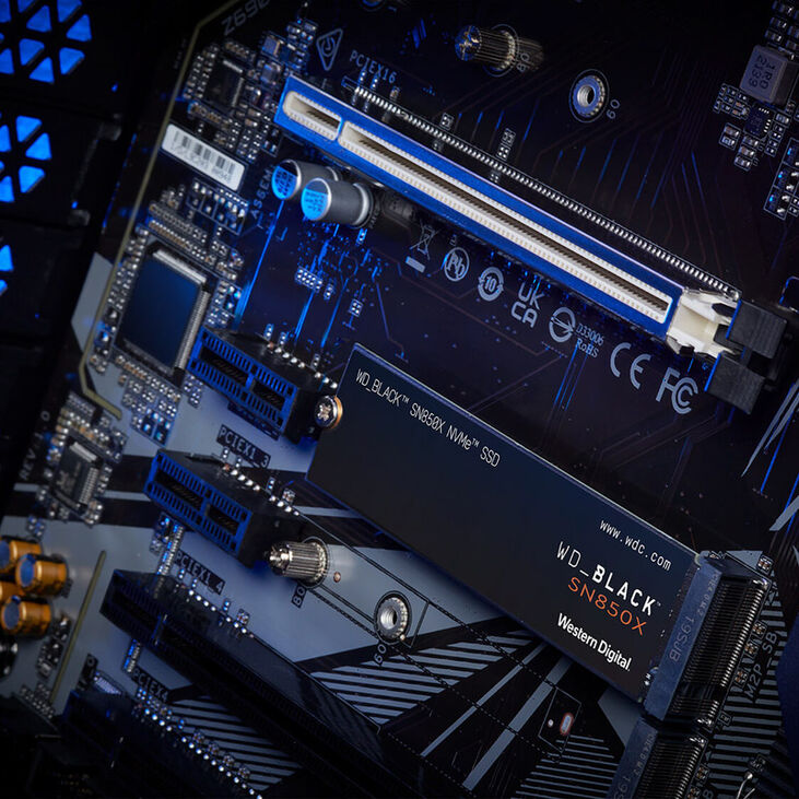 Western Digital Black SN850X NVMe M.2 SSD, PCIe 4.0 M.2 Typ 2280 - 2 TB